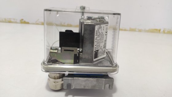 Tival Sensors FF4-4GL-DAH Pressure Switch in India