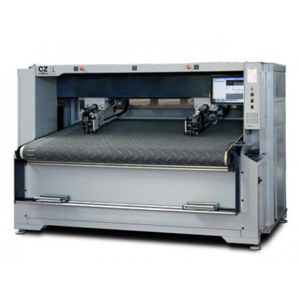 CZ/L Inclined cutting island in Monte Urano, Italy