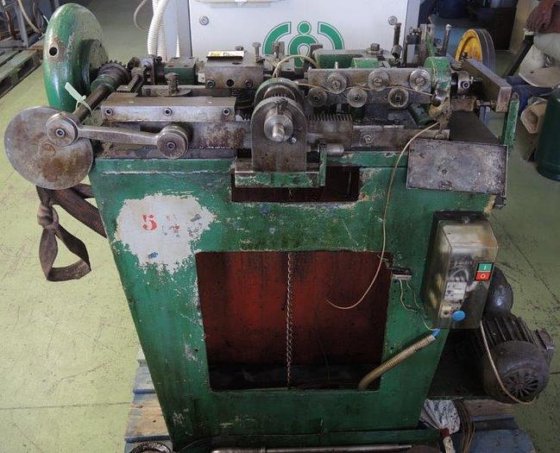 Curb Chain Making machine in Bassano del Grappa, Italy