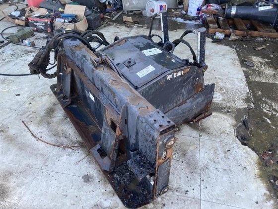 Bobcat skid steer loader attachment milling planer in Shanghai, China