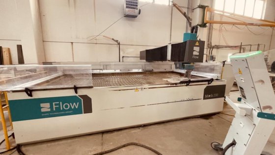 Flow Waterjet Mach 200 Code 03-25 water cutting machine in Verona ...