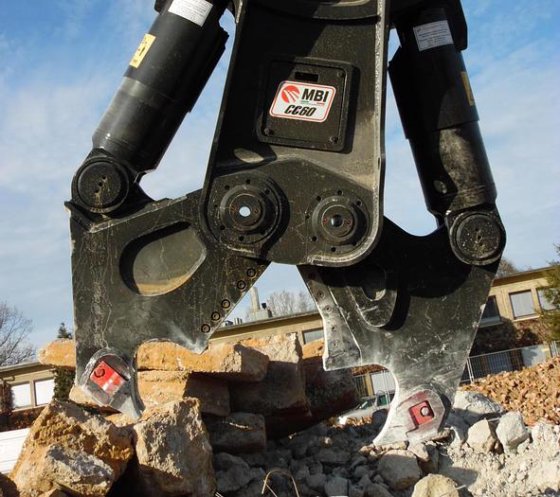 Combi Cutter in Toronto, Ontario, Canada