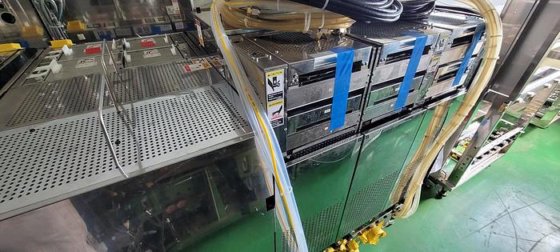 Tel MARK-Vz 2-Coater and 2-Developer CLEAN Track Systems