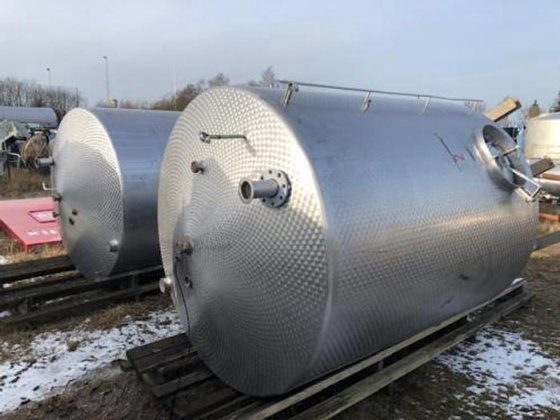 6500 liters of stainless steel tanks in Harndrup, Denmark