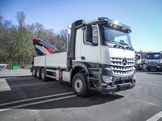 Neu 2022 Mercedes-Benz LKW mit Kran Arocs 3748 L 8x4 (w/Fassi crane) in ...