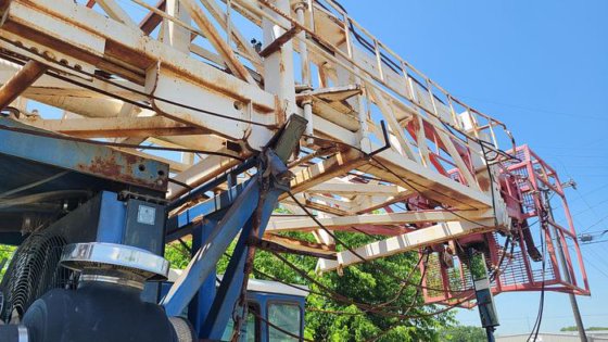 Wilson 500 Workover Rig in Gainesville, TX, USA