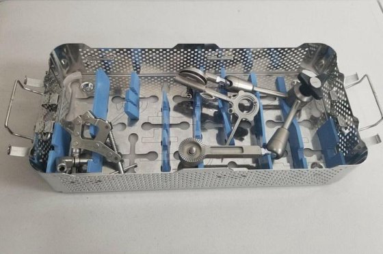 BrainLAB Cranial Neurosurgery Vario Guide Instrument w/Sterilization ...