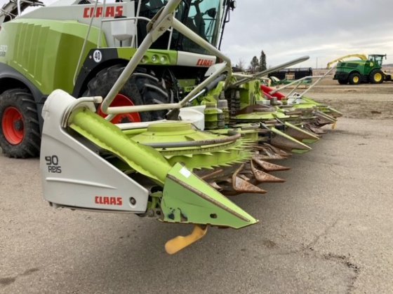 2015 CLAAS ORBIS900 Header Corn Head in Eckville, Alberta, Canada