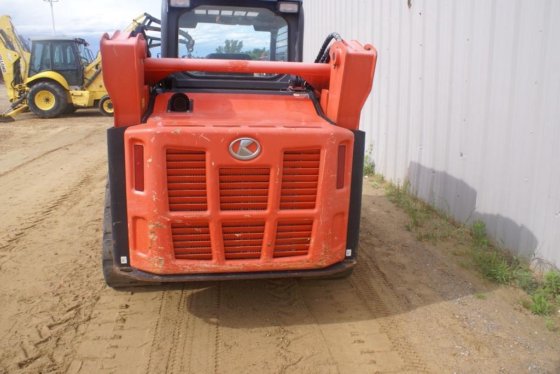 Kubota SVL75-2: Prices, Specs, and Trends