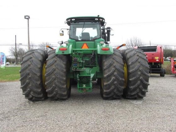 John Deere 9460R: Prices, Specs, and Trends