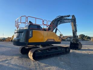 Volvo EC380: Prices, Specs, and Trends
