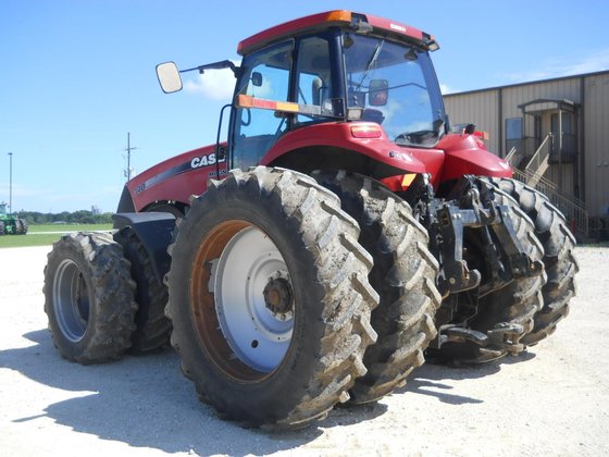 Case IH Magnum 340: Prices, Specs, and Trends