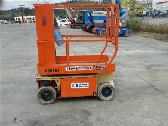 JLG 1230ES: Prices, Specs, and Trends