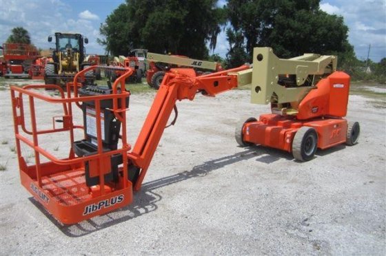 JLG E400AJPN: Prices, Specs, and Trends