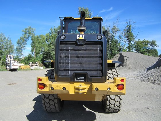 Caterpillar 926M: Prices, Specs, and Trends
