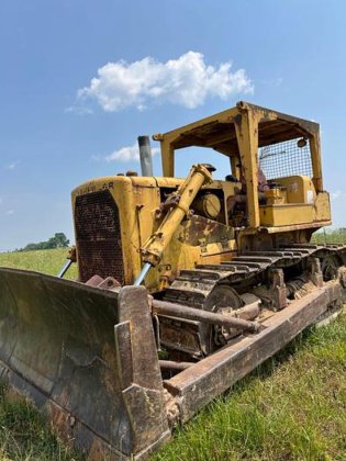 Caterpillar D7F: Prices, Specs, and Trends