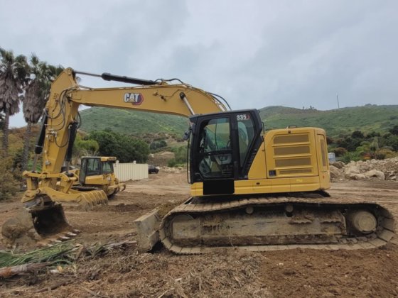 Caterpillar 335: Prices, Specs, and Trends