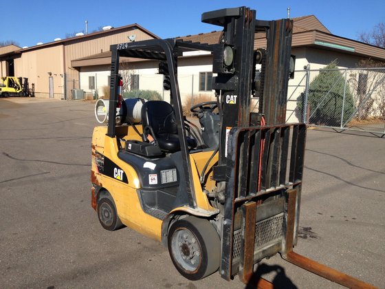 Caterpillar 2C6000: Prices, Specs, and Trends