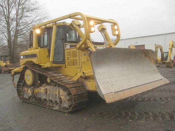 Caterpillar D6: Prices, Specs, and Trends