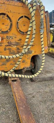 Air compressor track drill rock blasting shooting in Utah, USA