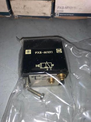 Telemecanique PXB-M1011 Zawór pneumatyczny in Warsaw, Poland