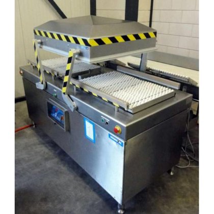 AUTOMATIC VACUUM PACKAGING LINE HENKOVAC A5000 ADT-HV in Angri, Italy