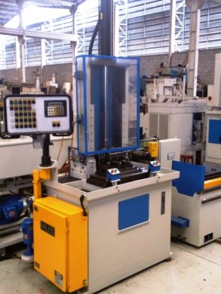 SURFACE BROACHING MACHINE TY MILES MBHD-24-36-60R in São Paulo, Brazil