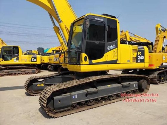 Komatsu Excavators PC240-8 in Saudi Arabia