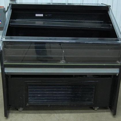 Hussmann Q2 4′ Open Air Refrigerated Display Case in Grand Rapids, MI, USA