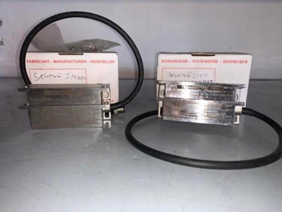 Comitronic AMX5/OX/MKT Safety switch stand alone in Warsaw, Poland