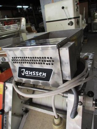 Janssen speculoos machine in Saarbrücken, Germany