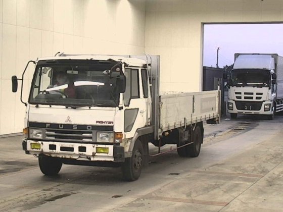 1991 MITSUBISHI FUSO FIGHTER in Yokohama, Japan