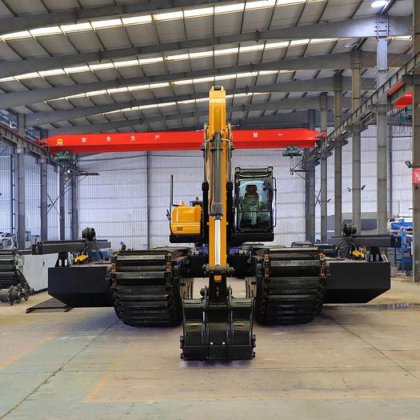 Completely Self-Propelled Amphibious Excavator Can Chose to Add Spuds ...