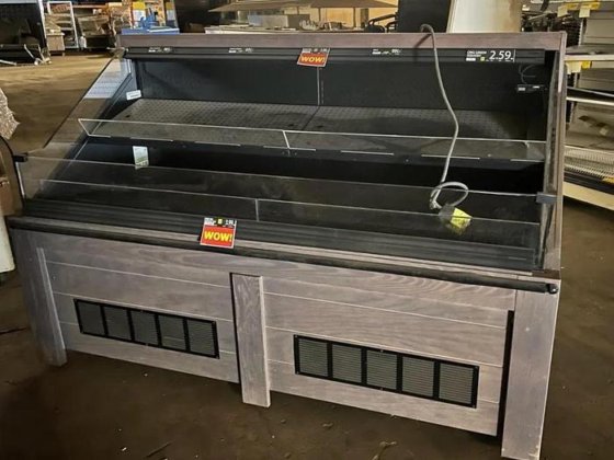 6’ JSI Store Fixtures Refrigerated Display Case in Grand Rapids, MI, USA