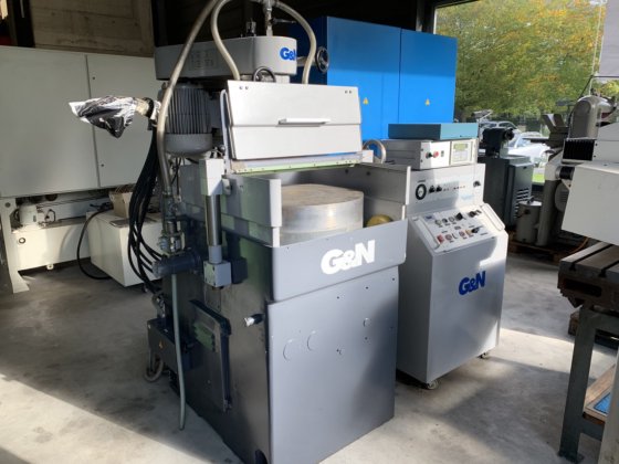 SURFACE GRINDING MACHINE “MUELLER” MPS-R 600 in Biel/Bienne, Bern ...