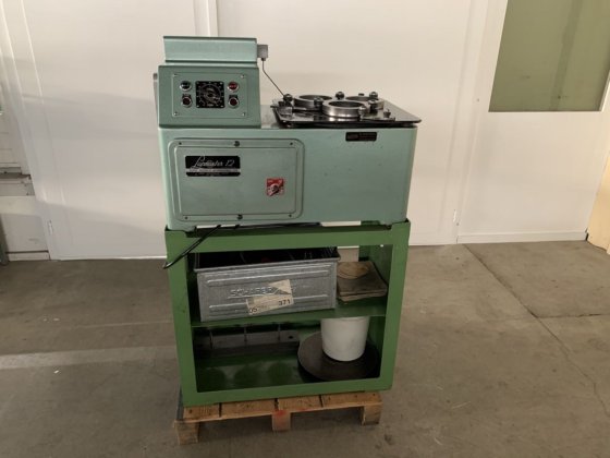 SURFACE LAPPING MACHINE LAPMASTER TYPE 12 in Biel/Bienne, Switzerland