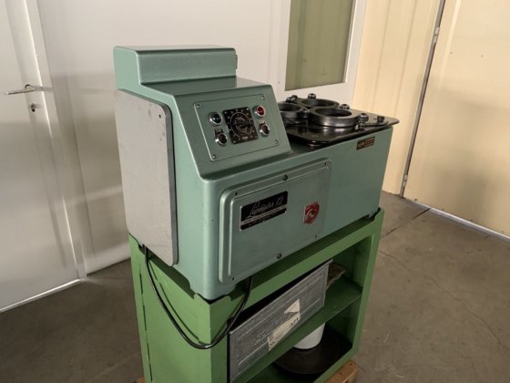 SURFACE LAPPING MACHINE LAPMASTER TYPE 12 in Biel/Bienne, Switzerland