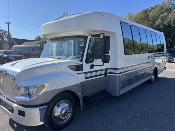 2014 International Turtle Top Shuttle Bus in Pasadena, MD, USA