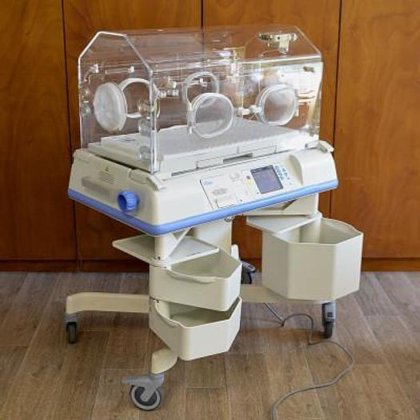 HILL ROM AIR-SHIELDS ISOLETTE C2000 INCUBATOR in Montreuil, France