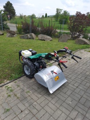 TILLER FERRARI 338 HONDA ENGINE in Saverne, Grand Est, France