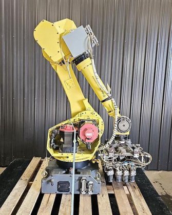 FANUC ROBOT PALLETIZING SYSTEM in Montreal, Quebec, Canada