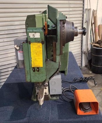 Milford Rivet Machine AUTOMATIC RIVETER RIVETING W/PEDAL S63 REV 3