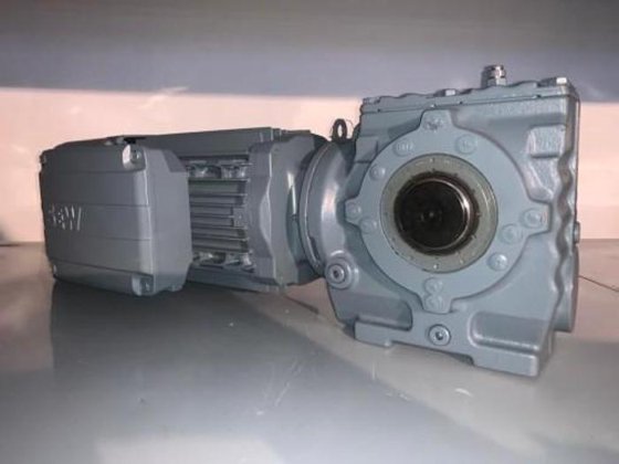 GEARMOTOR SEW EURODRIVE SA47 DRN80M4/BE1 in Warsaw, Poland