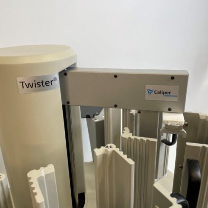 Twister Robotic Arm Microplate Handler in Manchester, England, United ...