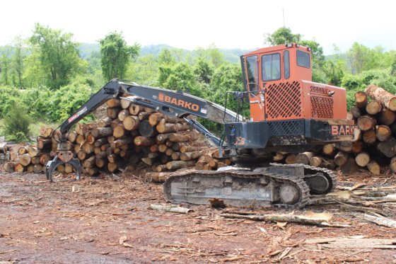 2019 Barko 495B Log Loader in Tazewell, VA, USA