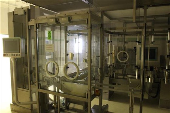 2015 GRONINGER MWU010 COMPLETE FILLING LINE in Rixensart, Belgium