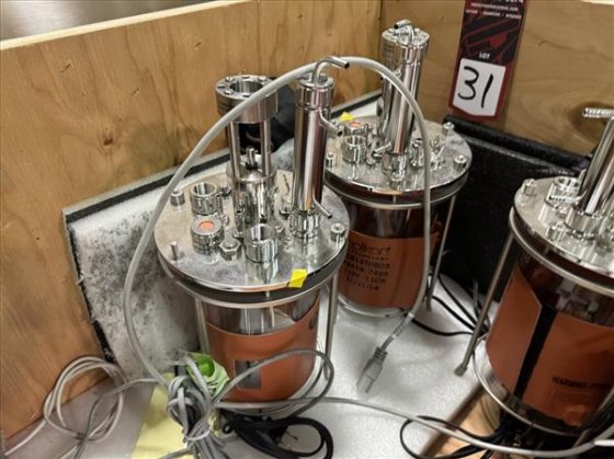 2014 (5) APPLIKON 2L BIOREACTOR in Hayward, CA, USA