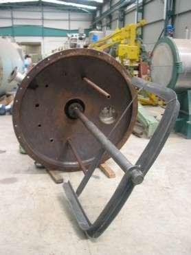 3000 LITERS REACTOR WITH ANCHOR AGITATION AND HALF-COIL in Barcelona, Spain