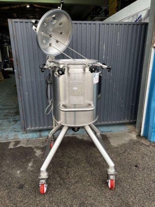 INTERVET INTERNATIONAL INTERVET INTERNATIONAL 150 LITRES STAINLESS ...