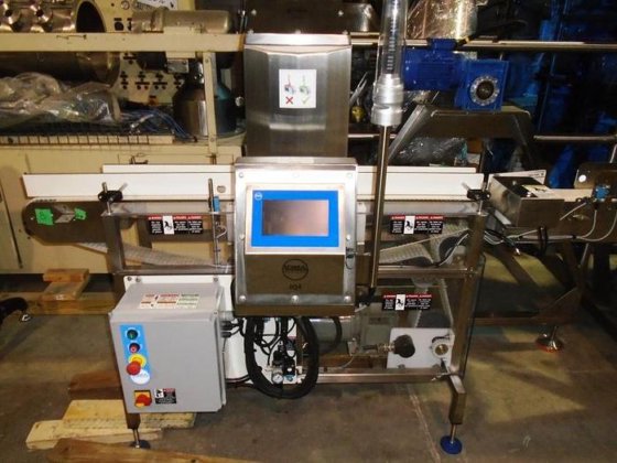 LOMA MODEL IQ4 INLINE METAL DETECTOR in Toronto, Ontario, Canada